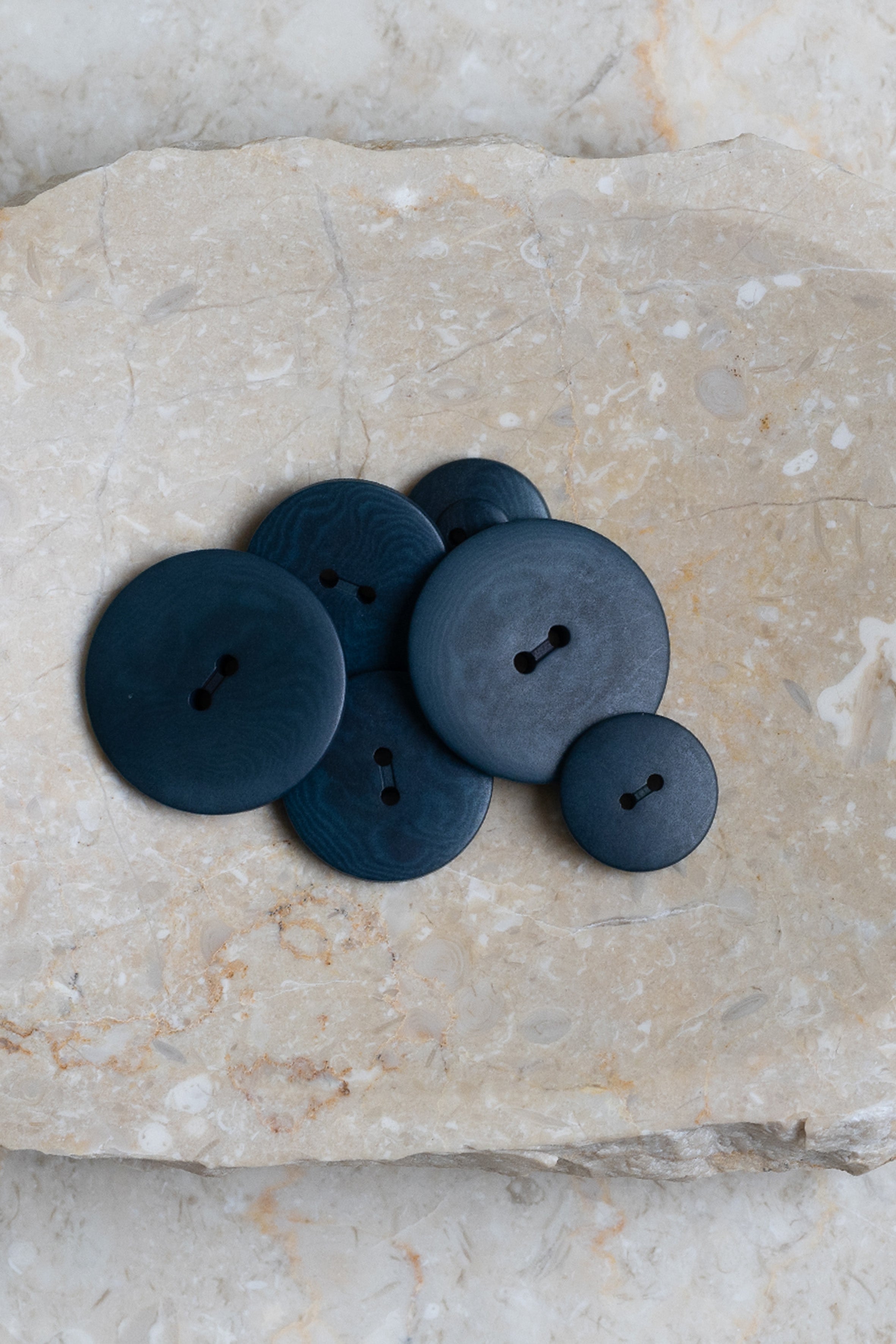 Palm Buttons - Forest Atelier Brunette – B2B.Atelierbrunette